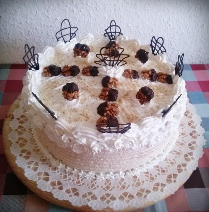 Tejszínes vaníliás diótorta - Süss Velem.com