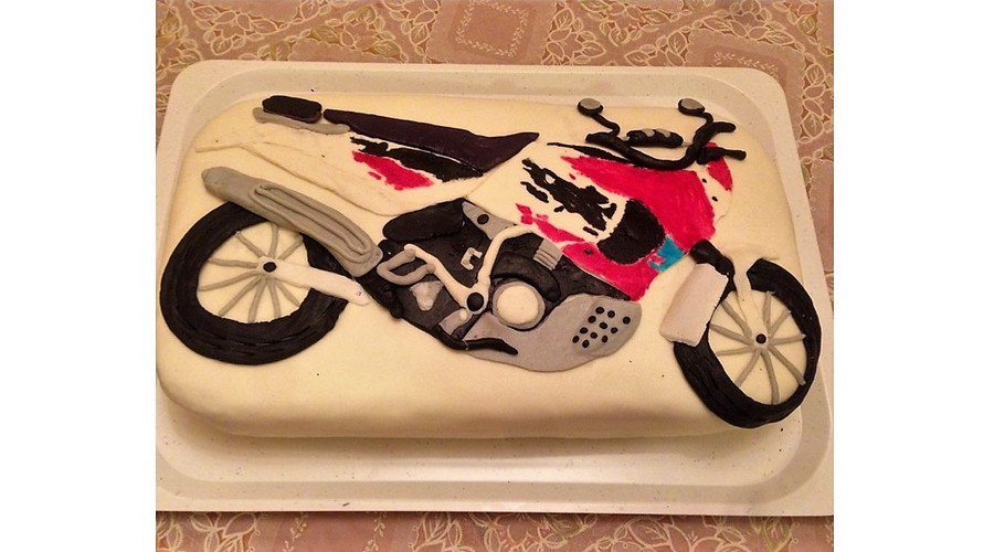 Motoros torta képek - Süss Velem.com